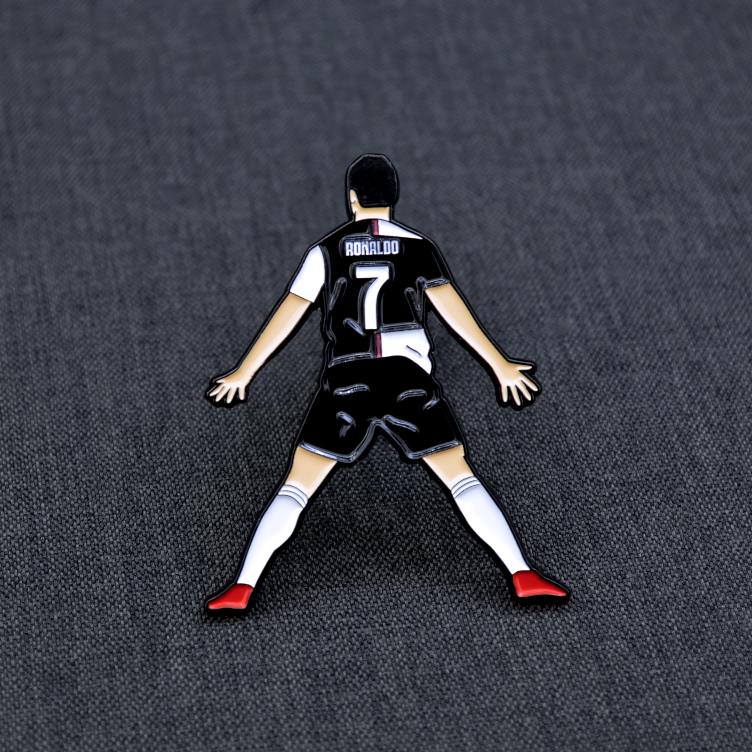 Cristiano Ronaldo Juventus celebration Pin – Unique3ree